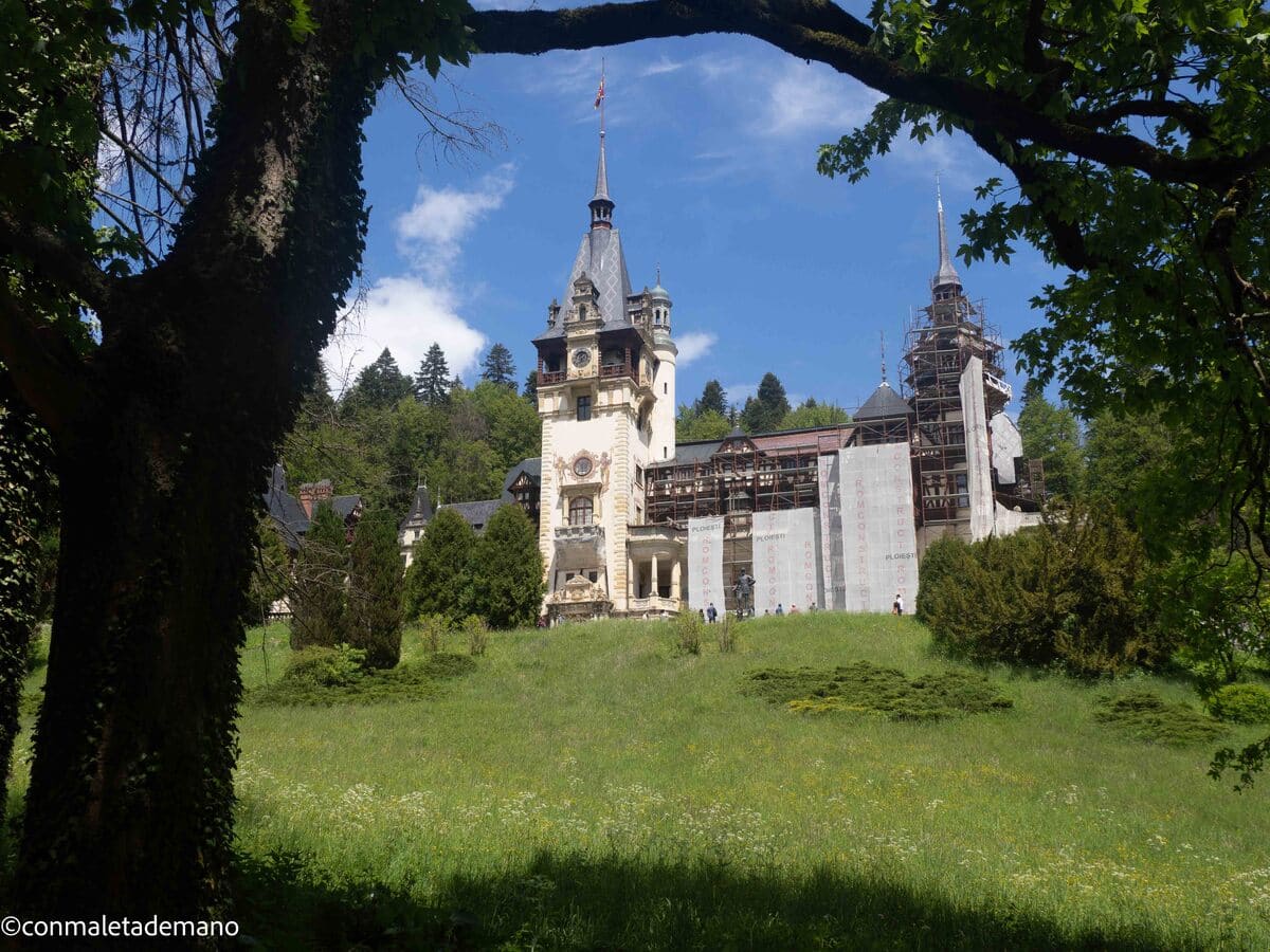 Cómo visitar el Castillo de Peleș: entradas, horarios y consejos [2026]